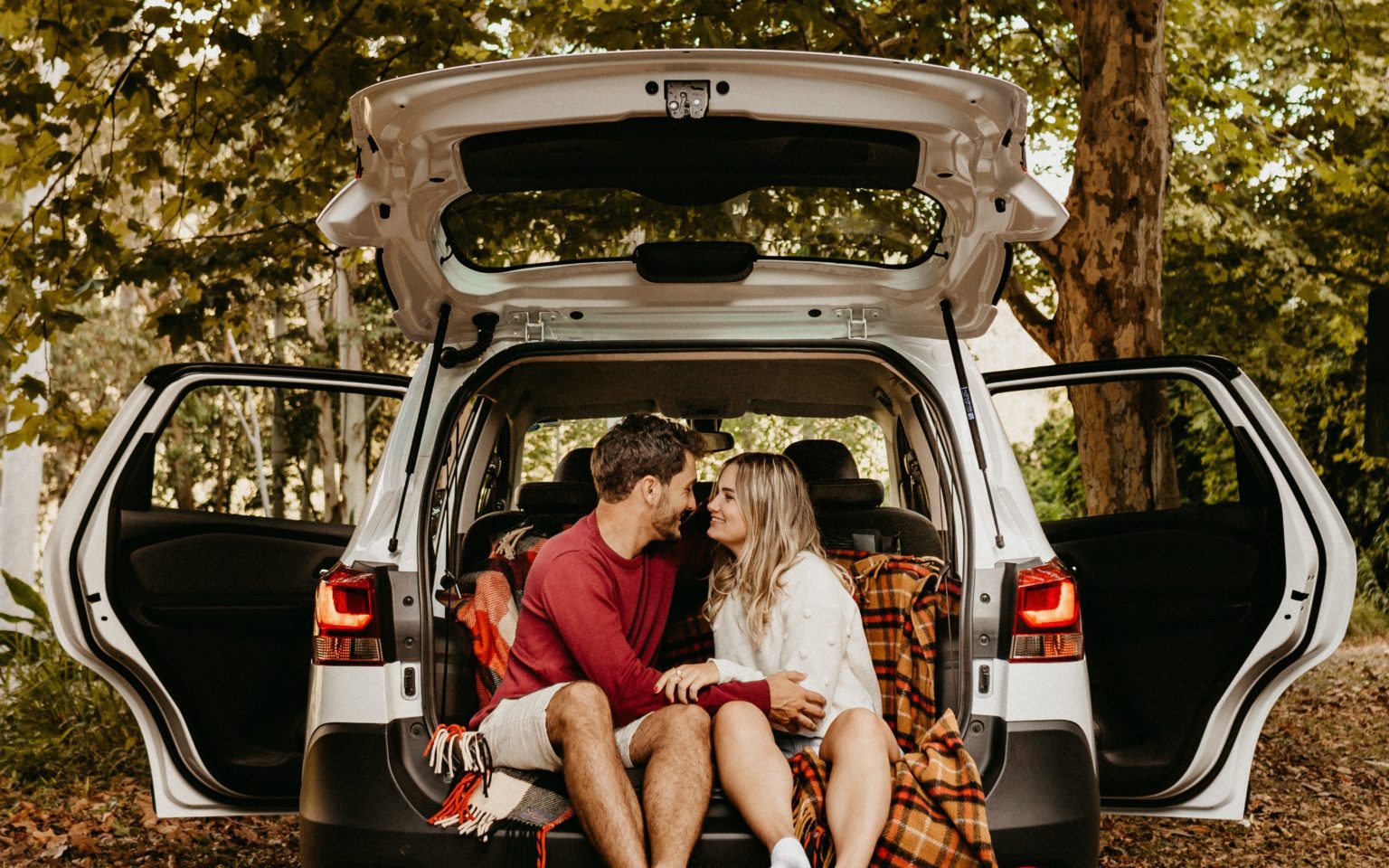 Car Date Ideas: 6 Cute Ideas You Need To Try - Girls Who Drive