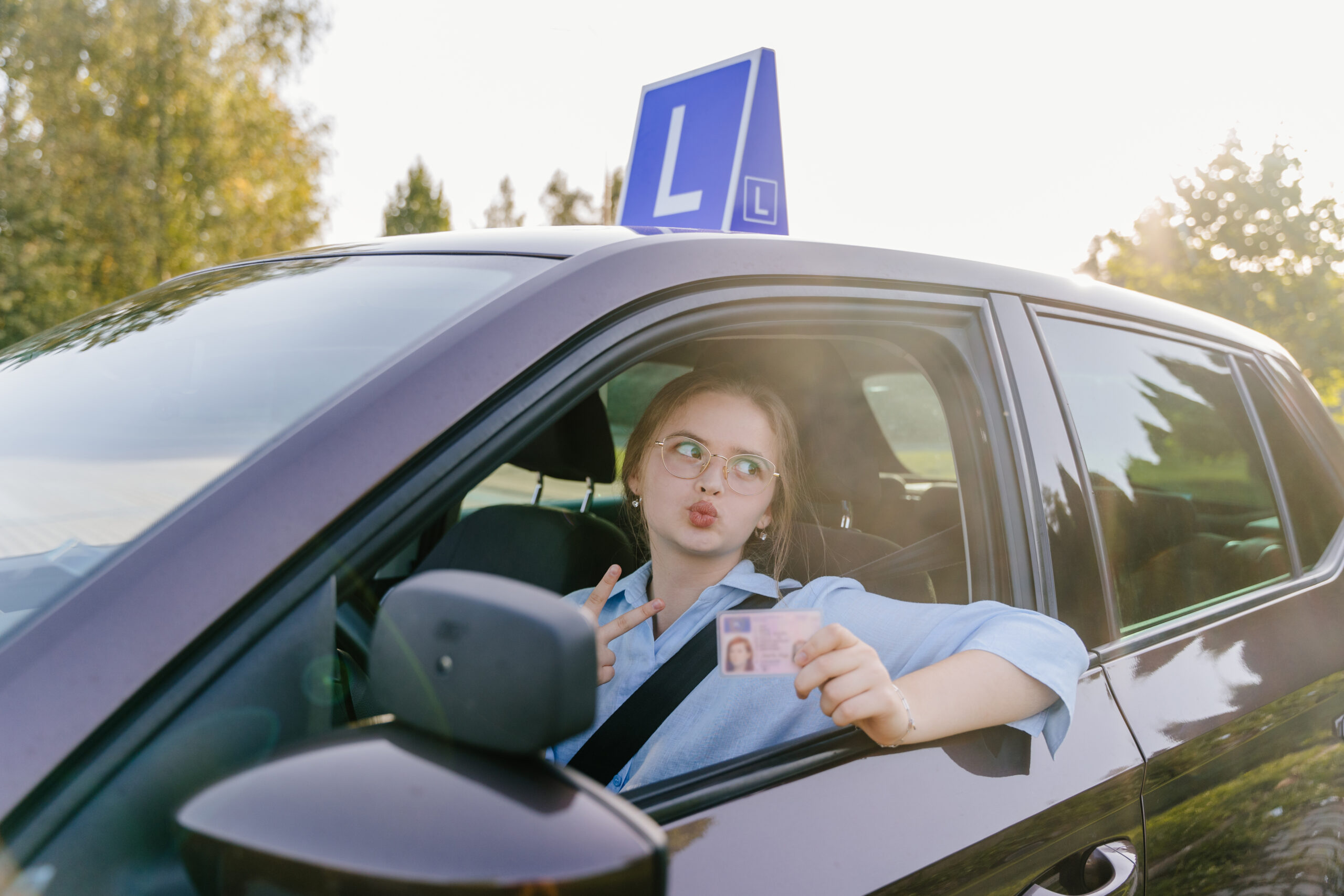 The 4 Steps To Getting Your Driver's License - Girls Who Drive
